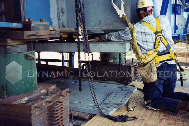 Dynamic Isolation Systems - Retrofitted Bridges Photo Gallery